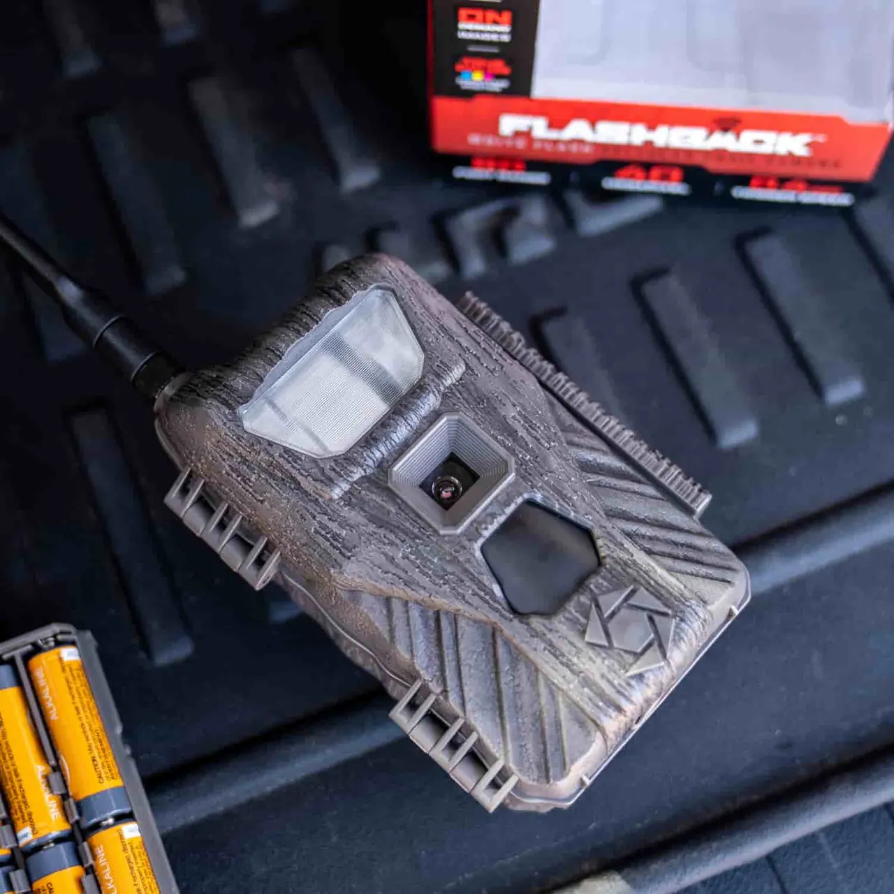 Flashback White Flash Cellular Trail Camera | Stealth Cam